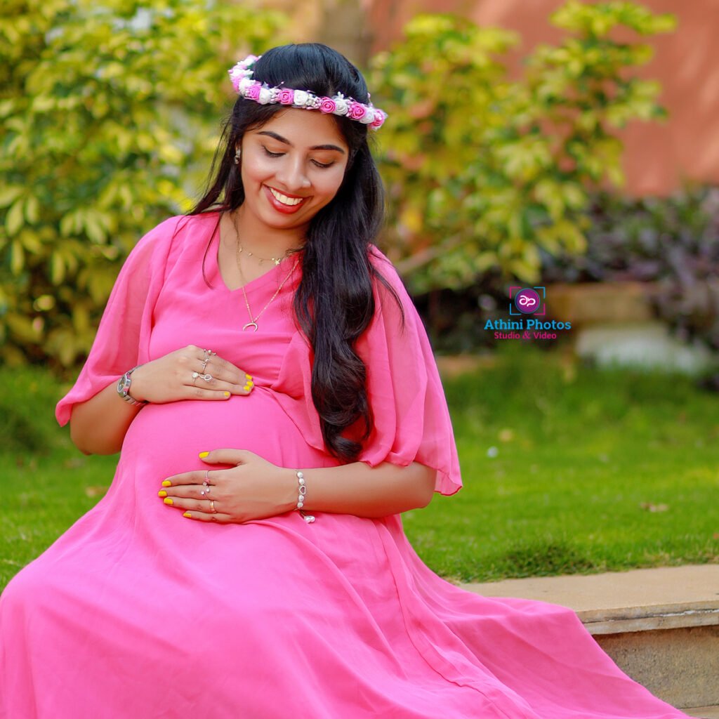 Abhinaya Sai Aravind Maternity Photoshoot Coimbatore Athini Photos - Athini Photos